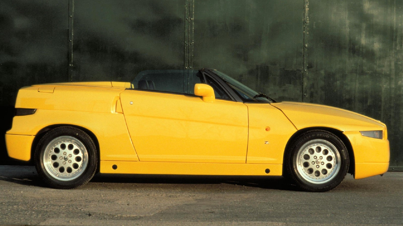 20 overlooked classic drop-tops | Classic & Sports Car