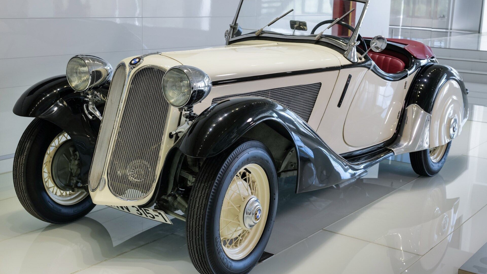 26 classic BMWs for sale – in one auction | Classic & Sports Car