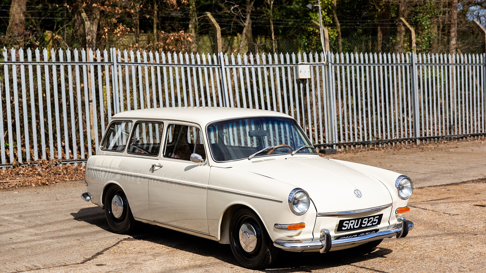 24 cracking classic estate cars | Classic & Sports Car